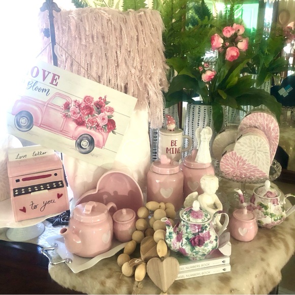 Accents | New Valentines Day Pink Heart Canister Heart Lid | Poshmark